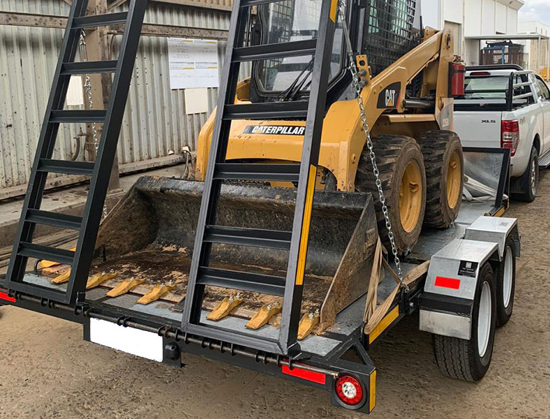 Bobcat Trailer - Jikelele Fuel Trailers